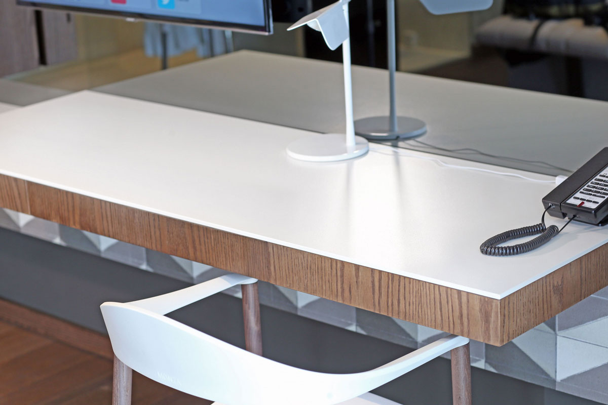Dekton Zenith